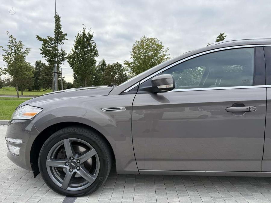Brūns Ford Mondeo 2013 Šauļi, ar dzinēja tilpumu 2.20 L un nobraukumu 294 tūkst. km par 5950 €, foto 14 vietnē AUTOMOTO.COM.LV