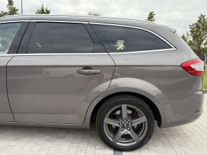 Brūns Ford Mondeo 2013 Šauļi, ar dzinēja tilpumu 2.20 L un nobraukumu 294 tūkst. km par 5950 €, foto 15 vietnē AUTOMOTO.COM.LV
