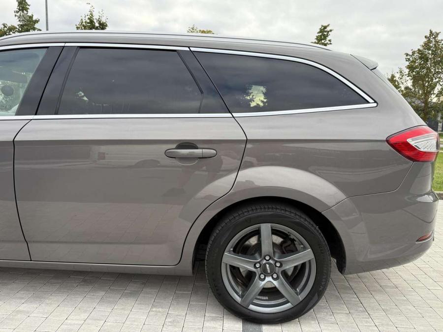 Brūns Ford Mondeo 2013 Šauļi, ar dzinēja tilpumu 2.20 L un nobraukumu 294 tūkst. km par 5950 €, foto 15 vietnē AUTOMOTO.COM.LV