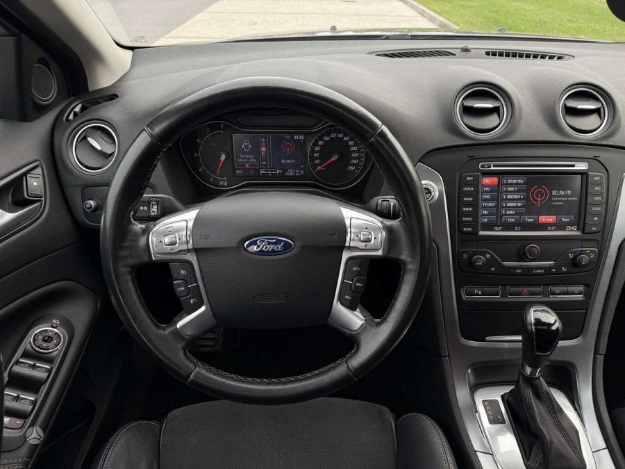 Brūns Ford Mondeo 2013 Šauļi, ar dzinēja tilpumu 2.20 L un nobraukumu 294 tūkst. km par 5950 €, foto 19 vietnē AUTOMOTO.COM.LV