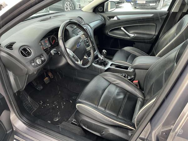 Brūns Ford Mondeo 2014 Šauļi, ar dzinēja tilpumu 1.60 L un nobraukumu 170 tūkst. km par 4750 €, foto 9 vietnē AUTOMOTO.COM.LV