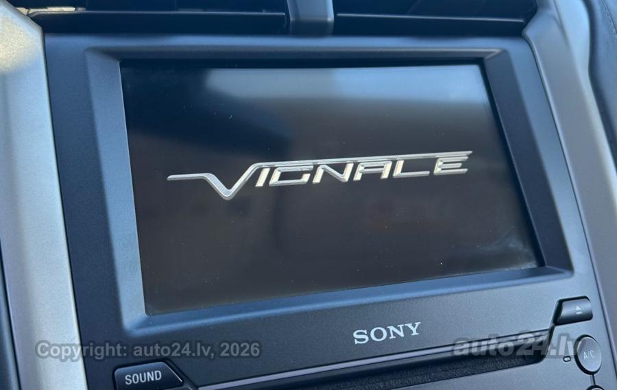 Brown Ford Mondeo 2018 in Tartu, with an engine capacity of 2.00 L and mileage of 238 thousand km for 12950 €, photo 15 on AUTOMOTO.COM.LV