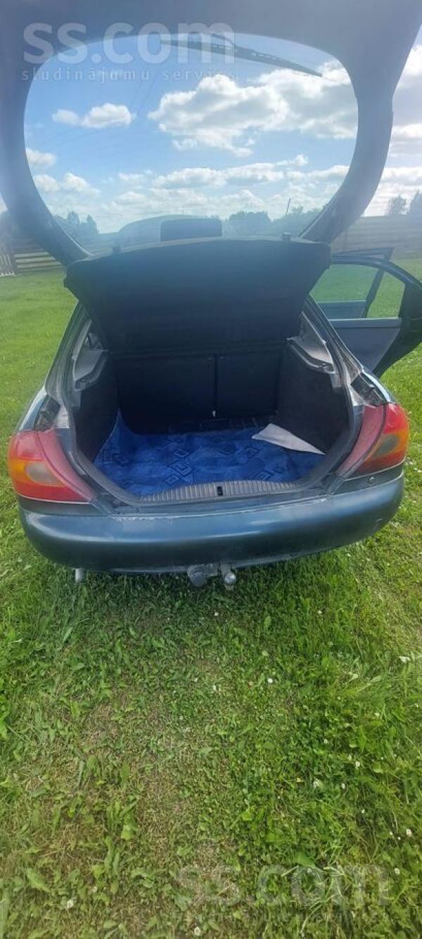 Green Ford Mondeo 1998 in Gulbene, with an engine capacity of 1.80 L and mileage of 250 thousand km for 650 €, photo 2 on AUTOMOTO.COM.LV