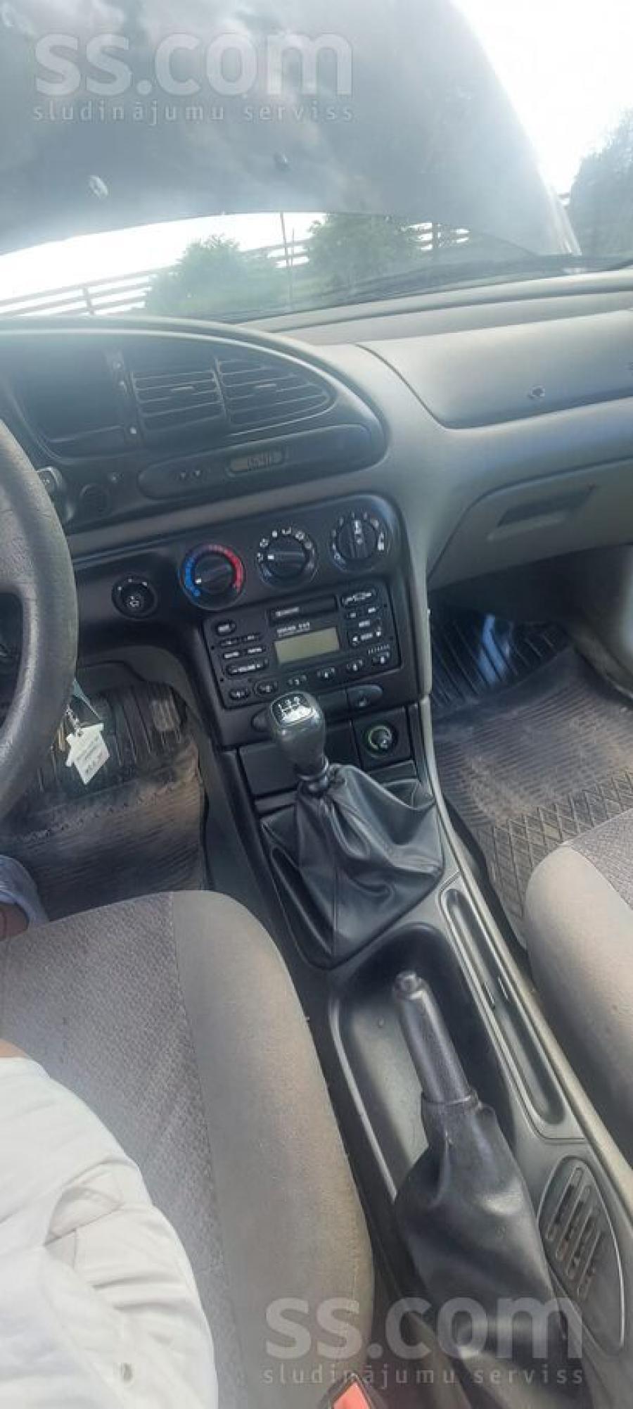Green Ford Mondeo 1998 in Gulbene, with an engine capacity of 1.80 L and mileage of 250 thousand km for 650 €, photo 9 on AUTOMOTO.COM.LV