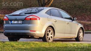 Zaļš Ford Mondeo 2007 Rēzekne, ar dzinēja tilpumu 2.50 L un nobraukumu 313 tūkst. km par 2300 €, foto 6 vietnē AUTOMOTO.COM.LV