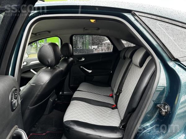 Zaļš Ford Mondeo 2008 Rīga, ar dzinēja tilpumu 2.20 L un nobraukumu 374 tūkst. km par 2200 €, foto 9 vietnē AUTOMOTO.COM.LV