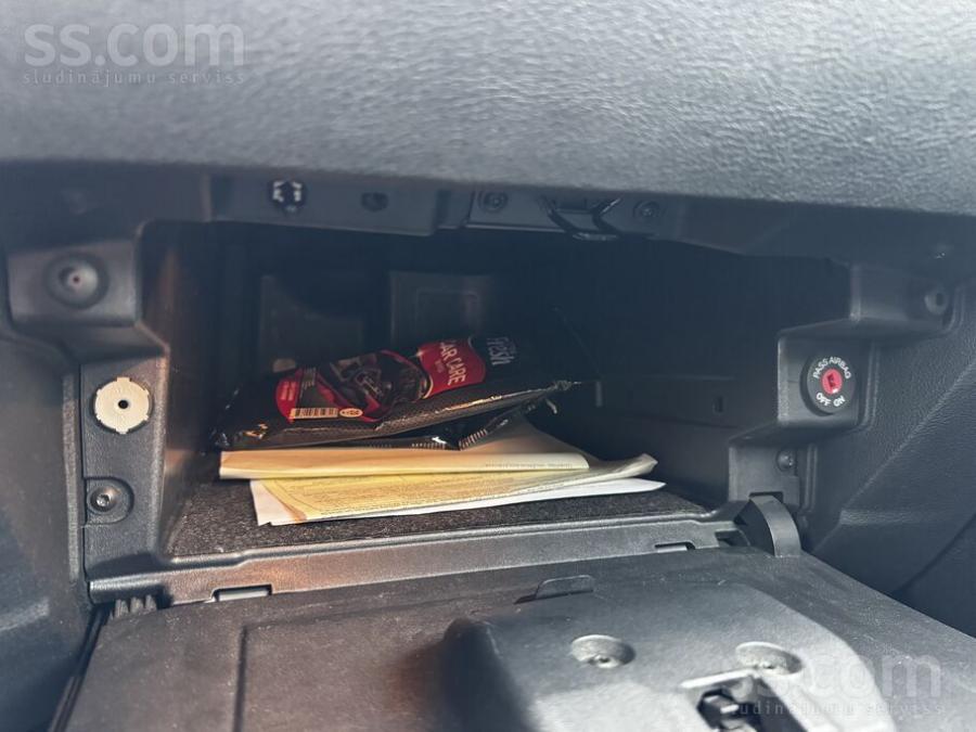 Zaļš Ford Mondeo 2008 Rīga, ar dzinēja tilpumu 2.20 L un nobraukumu 374 tūkst. km par 2200 €, foto 16 vietnē AUTOMOTO.COM.LV
