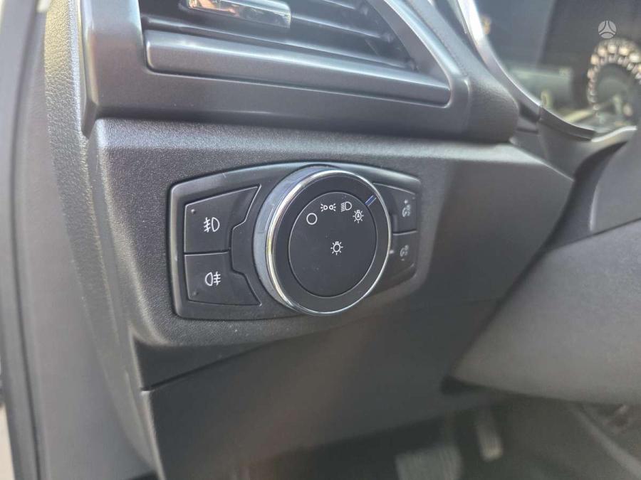 Zaļš Ford Mondeo 2016 Radviliškis, ar dzinēja tilpumu 1.50 L un nobraukumu 197 tūkst. km par 5600 €, foto 19 vietnē AUTOMOTO.COM.LV