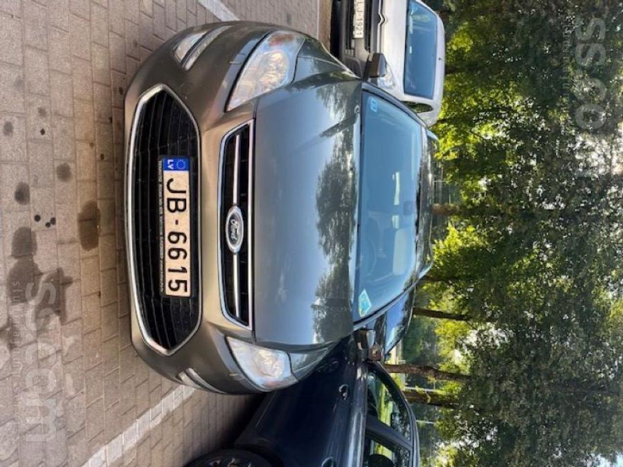 Green Ford Mondeo 2012 in Jurmala, with an engine capacity of 2.00 L and mileage of 500 thousand km for 700 €, photo 3 on AUTOMOTO.COM.LV
