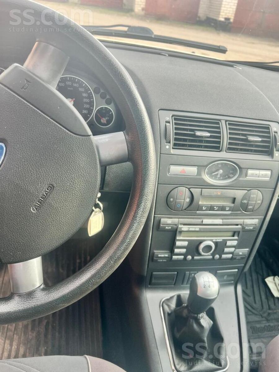 Zaļš Ford Mondeo 2008 Daugavpils, ar dzinēja tilpumu 1.80 L un nobraukumu 82 tūkst. km par 5500 €, foto 4 vietnē AUTOMOTO.COM.LV