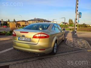 Green Ford Mondeo 2008 in Riga, with an engine capacity of 2.30 L and mileage of 322 thousand km for 1800 €, photo 6 on AUTOMOTO.COM.LV