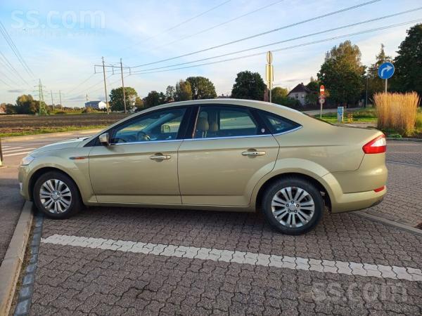 Green Ford Mondeo 2008 in Riga, with an engine capacity of 2.30 L and mileage of 322 thousand km for 1800 €, photo 8 on AUTOMOTO.COM.LV