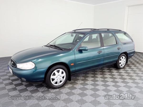 Zaļš Ford Mondeo 2000 Tallina, ar dzinēja tilpumu 1.80 L un nobraukumu 155 tūkst. km par 999 €, foto 2 vietnē AUTOMOTO.COM.LV
