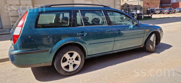 Zaļš Ford Mondeo 2002 Rīga, ar dzinēja tilpumu 1.80 L un nobraukumu 220 tūkst. km par 700 €, foto 2 vietnē AUTOMOTO.COM.LV