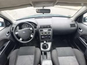 Green Ford Mondeo 2002 in Vilnius, with an engine capacity of 2.00 L and mileage of 253 thousand km for 1200 €, photo 7 on AUTOMOTO.COM.LV