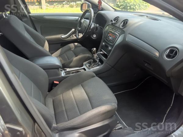 Zaļš Ford Mondeo 2012 Rīga, ar dzinēja tilpumu 2.00 L un nobraukumu 497 tūkst. km par 2850 €, foto 6 vietnē AUTOMOTO.COM.LV