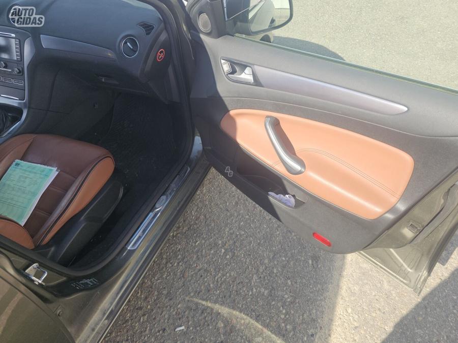 Zaļš Ford Mondeo 2013 Telšiai, ar dzinēja tilpumu 2.00 L un nobraukumu 522 tūkst. km par 3600 €, foto 19 vietnē AUTOMOTO.COM.LV