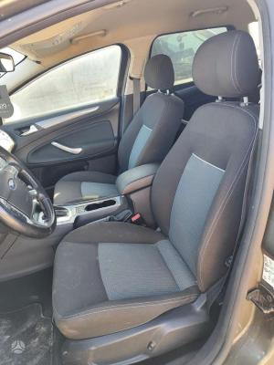 Green Ford Mondeo 2013 in Vilnius, with an engine capacity of 2.00 L and mileage of 175 thousand km for 1600 €, photo 7 on AUTOMOTO.COM.LV