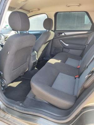 Green Ford Mondeo 2013 in Vilnius, with an engine capacity of 2.00 L and mileage of 175 thousand km for 1600 €, photo 10 on AUTOMOTO.COM.LV