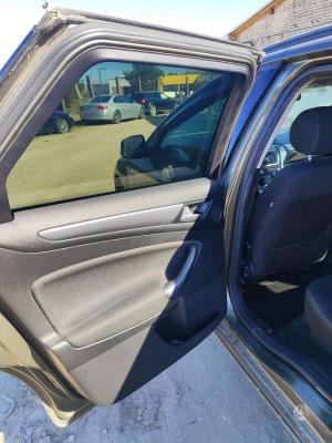 Green Ford Mondeo 2013 in Vilnius, with an engine capacity of 2.00 L and mileage of 175 thousand km for 1600 €, photo 14 on AUTOMOTO.COM.LV
