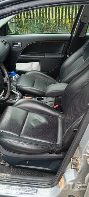 Pelēks Ford Mondeo 2004 Jūrmala, ar dzinēja tilpumu 2.00 L un nobraukumu 168 tūkst. km par 1600 €, foto 7 vietnē AUTOMOTO.COM.LV