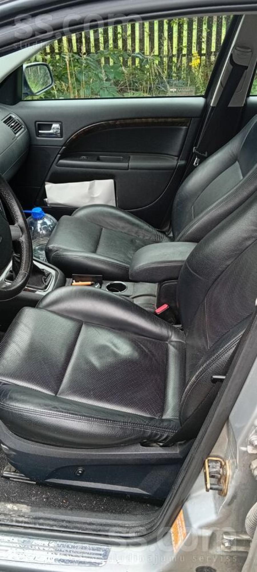 Pelēks Ford Mondeo 2004 Jūrmala, ar dzinēja tilpumu 2.00 L un nobraukumu 168 tūkst. km par 1600 €, foto 7 vietnē AUTOMOTO.COM.LV