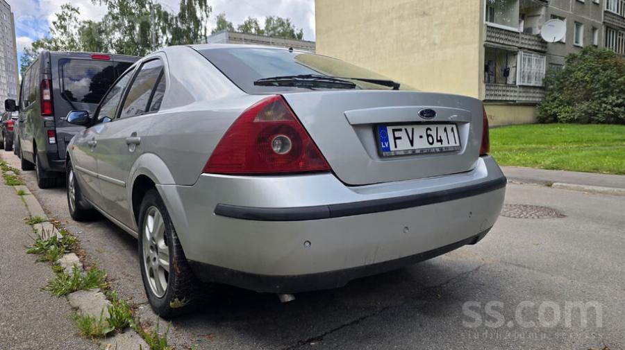 Pelēks Ford Mondeo 2001 Rīga, ar dzinēja tilpumu 1.80 L un nobraukumu 260 tūkst. km par 500 €, foto 4 vietnē AUTOMOTO.COM.LV