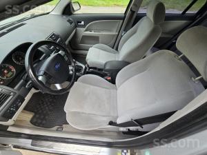 Pelēks Ford Mondeo 2001 Rīga, ar dzinēja tilpumu 1.80 L un nobraukumu 260 tūkst. km par 500 €, foto 6 vietnē AUTOMOTO.COM.LV