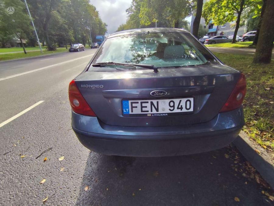 Grey Ford Mondeo 2002 in Vilnius, with an engine capacity of 2.00 L and mileage of 250 thousand km for 450 €, photo 8 on AUTOMOTO.COM.LV