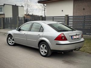 Pelēks Ford Mondeo 2004 Jelgava, ar dzinēja tilpumu 1.80 L un nobraukumu 230 tūkst. km par 2150 €, foto 4 vietnē AUTOMOTO.COM.LV