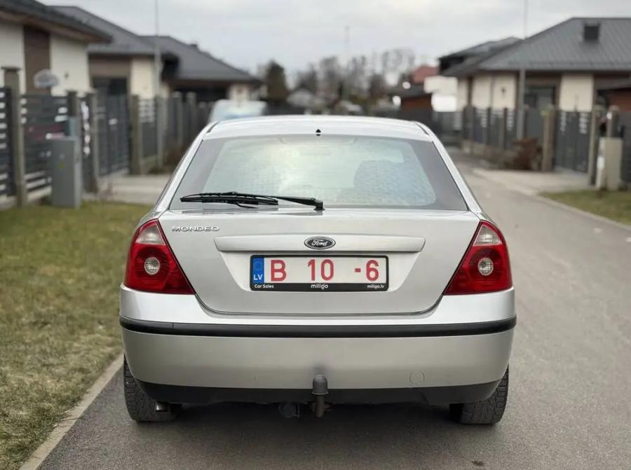 Pelēks Ford Mondeo 2004 Jelgava, ar dzinēja tilpumu 1.80 L un nobraukumu 230 tūkst. km par 2150 €, foto 9 vietnē AUTOMOTO.COM.LV
