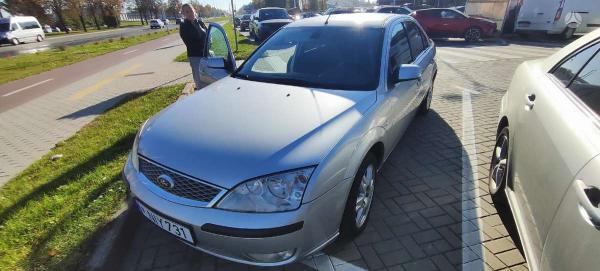 Pelēks Ford Mondeo 2005 Šauļi, ar dzinēja tilpumu 2.00 L un nobraukumu 264 tūkst. km par 800 €, foto 2 vietnē AUTOMOTO.COM.LV