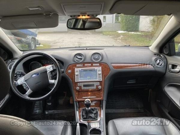 Pelēks Ford Mondeo 2007 Tallina, ar dzinēja tilpumu 2.50 L un nobraukumu 173 tūkst. km par 5550 €, foto 7 vietnē AUTOMOTO.COM.LV
