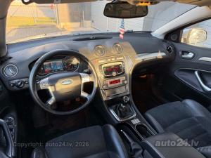 Pelēks Ford Mondeo 2007 Tallina, ar dzinēja tilpumu 2.00 L un nobraukumu 223 tūkst. km par 1650 €, foto 9 vietnē AUTOMOTO.COM.LV