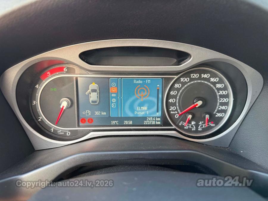 Pelēks Ford Mondeo 2007 Tallina, ar dzinēja tilpumu 2.00 L un nobraukumu 223 tūkst. km par 1650 €, foto 17 vietnē AUTOMOTO.COM.LV