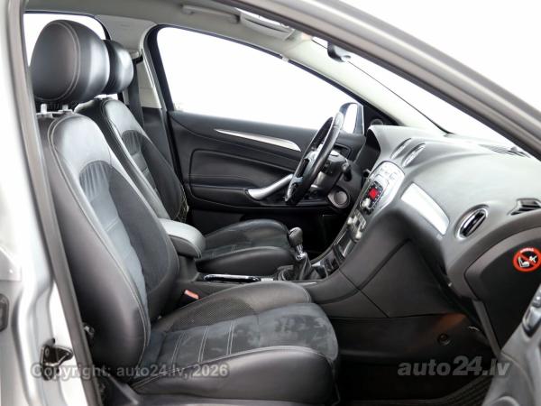 Pelēks Ford Mondeo 2007 Tallina, ar dzinēja tilpumu 2.00 L un nobraukumu 419 tūkst. km par 999 €, foto 6 vietnē AUTOMOTO.COM.LV