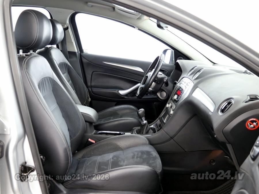 Grey Ford Mondeo 2007 in Tallinn, with an engine capacity of 2.00 L and mileage of 419 thousand km for 999 €, photo 7 on AUTOMOTO.COM.LV