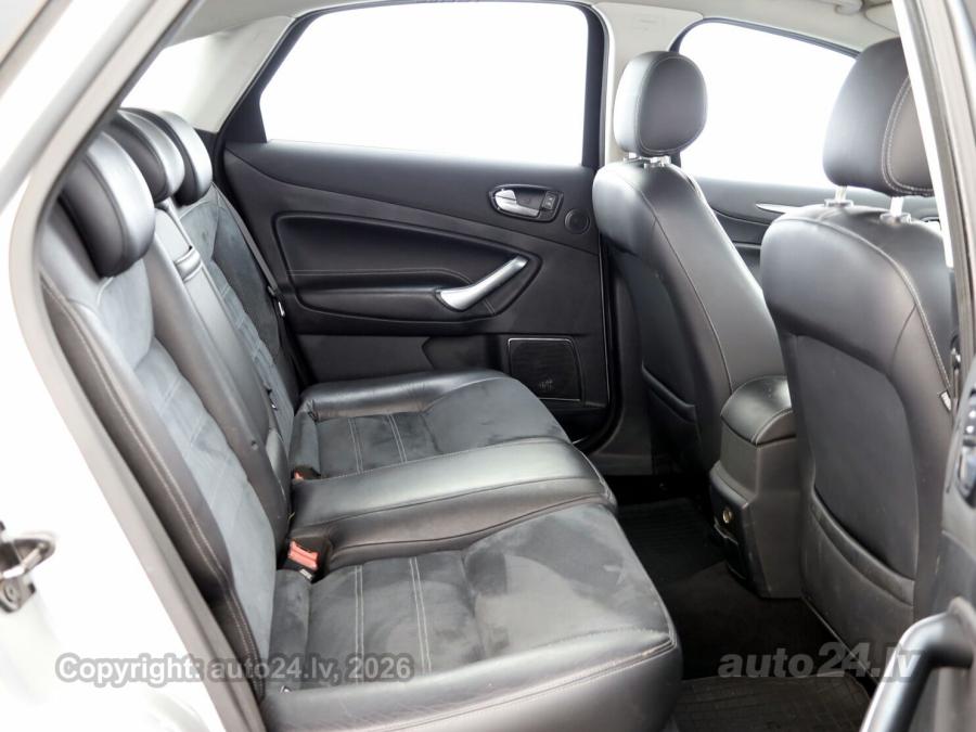 Grey Ford Mondeo 2007 in Tallinn, with an engine capacity of 2.00 L and mileage of 419 thousand km for 999 €, photo 8 on AUTOMOTO.COM.LV