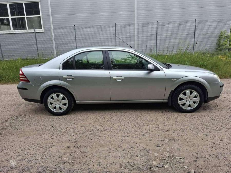 Grey Ford Mondeo 2007 in Vilnius, with an engine capacity of 1.80 L and mileage of 80 thousand km for 1700 €, photo 5 on AUTOMOTO.COM.LV