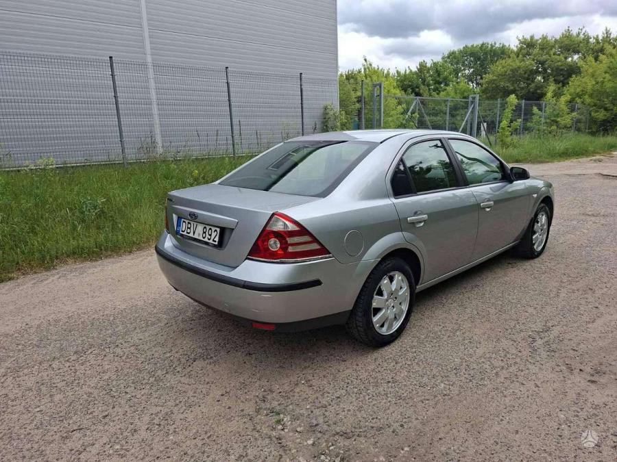 Grey Ford Mondeo 2007 in Vilnius, with an engine capacity of 1.80 L and mileage of 80 thousand km for 1700 €, photo 7 on AUTOMOTO.COM.LV