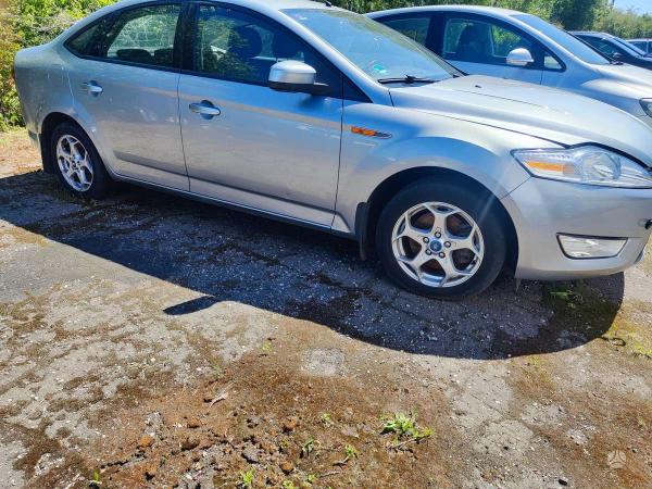 Grey Ford Mondeo 2008 in Marijampole, with an engine capacity of 1.60 L and mileage of 195 thousand km for 1199 €, photo 6 on AUTOMOTO.COM.LV