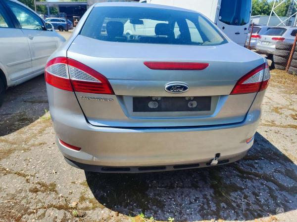 Grey Ford Mondeo 2008 in Marijampole, with an engine capacity of 1.60 L and mileage of 195 thousand km for 1199 €, photo 8 on AUTOMOTO.COM.LV