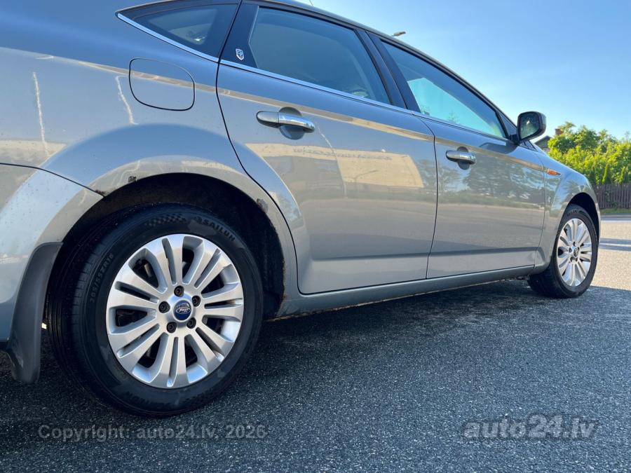 Pelēks Ford Mondeo 2008 Rakvere, ar dzinēja tilpumu 1.80 L un nobraukumu 220 tūkst. km par 2700 €, foto 6 vietnē AUTOMOTO.COM.LV