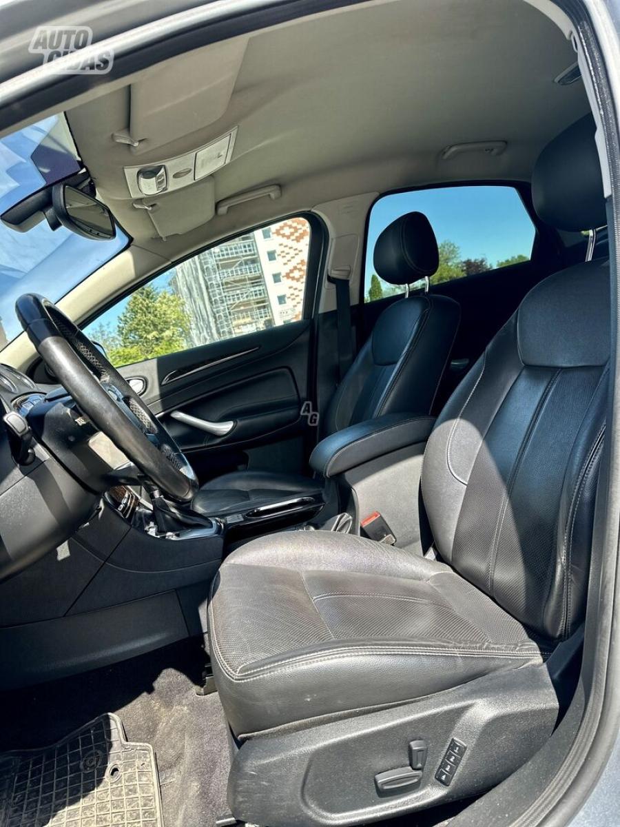 Pelēks Ford Mondeo 2008 Kretinga, ar dzinēja tilpumu 2.00 L un nobraukumu 295 tūkst. km par 3999 €, foto 14 vietnē AUTOMOTO.COM.LV