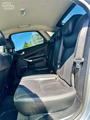 Pelēks Ford Mondeo 2008 Kretinga, ar dzinēja tilpumu 2.00 L un nobraukumu 295 tūkst. km par 3999 €, foto 16 vietnē AUTOMOTO.COM.LV