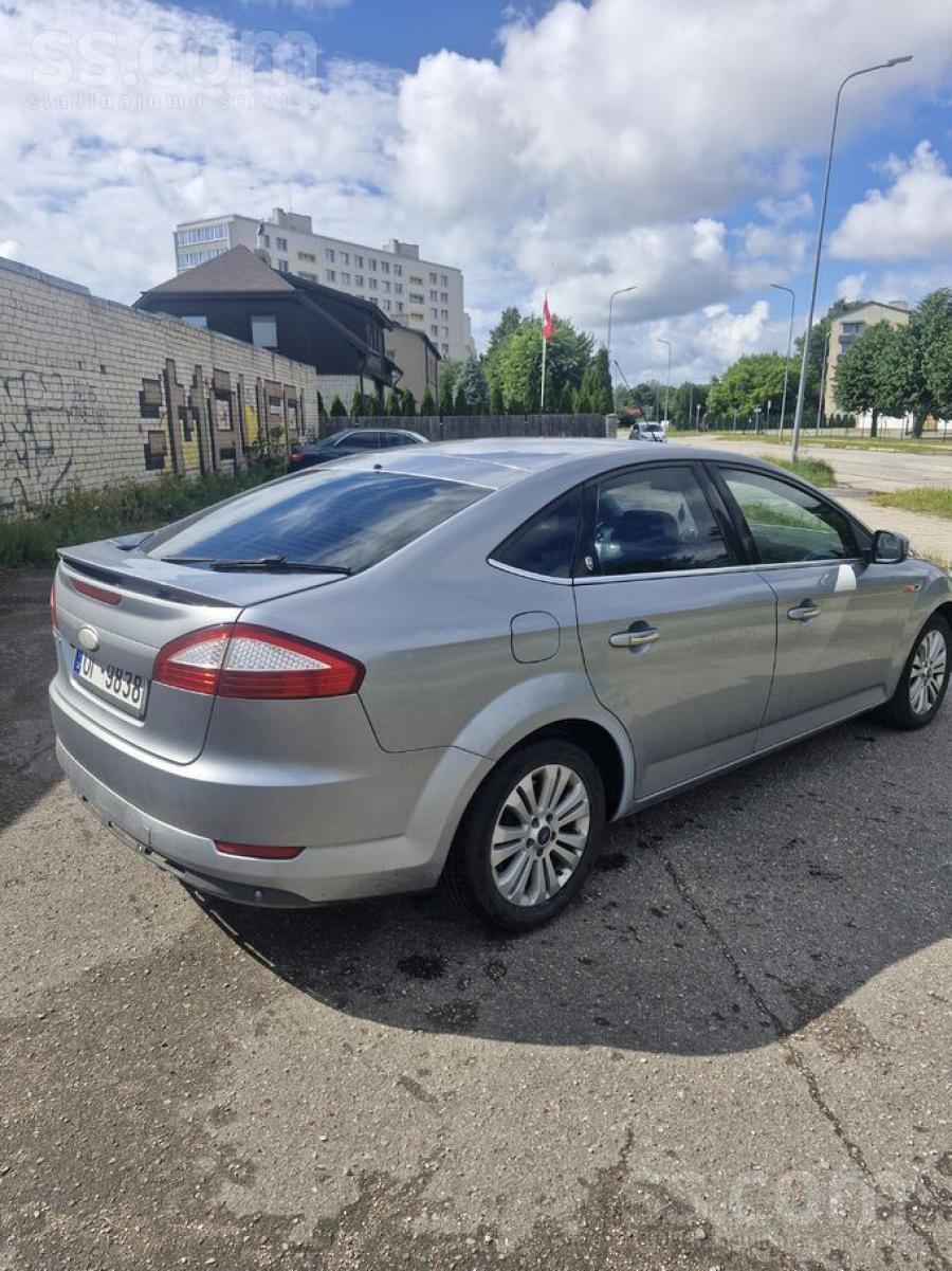 Grey Ford Mondeo 2008 in Liepaja, with an engine capacity of 1.80 L and mileage of 230 thousand km for 2200 €, photo 4 on AUTOMOTO.COM.LV