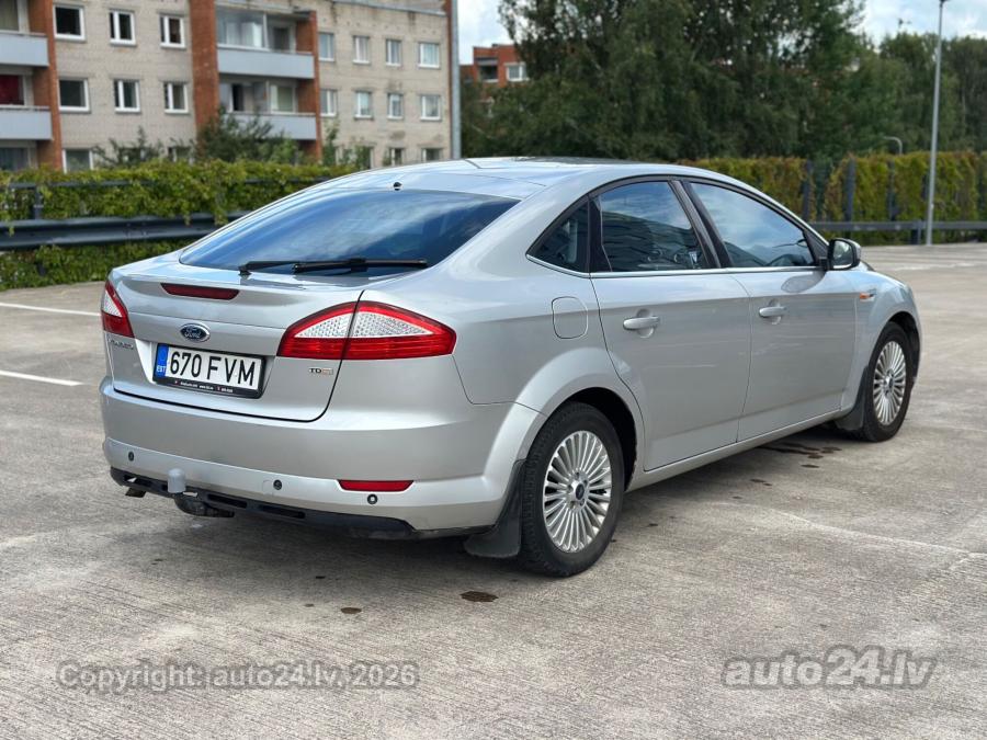 Pelēks Ford Mondeo 2008 Tartu, ar dzinēja tilpumu 2.00 L un nobraukumu 221 tūkst. km par 2900 €, foto 4 vietnē AUTOMOTO.COM.LV
