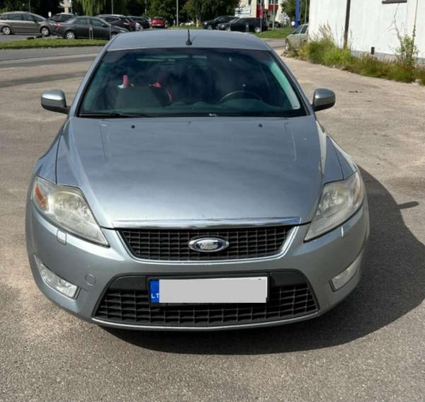 Grey Ford Mondeo 2008 in Vilnius, with an engine capacity of 2.00 L and mileage of 378 thousand km for 2000 €, photo 1 on AUTOMOTO.COM.LV