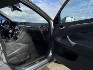 Grey Ford Mondeo 2008 in Vilnius, with an engine capacity of 2.00 L and mileage of 298 thousand km for 2190 €, photo 18 on AUTOMOTO.COM.LV