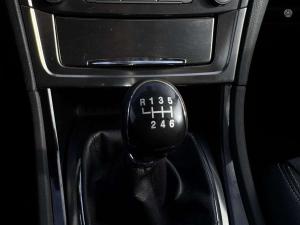 Grey Ford Mondeo 2008 in Vilnius, with an engine capacity of 2.00 L and mileage of 298 thousand km for 2190 €, photo 32 on AUTOMOTO.COM.LV